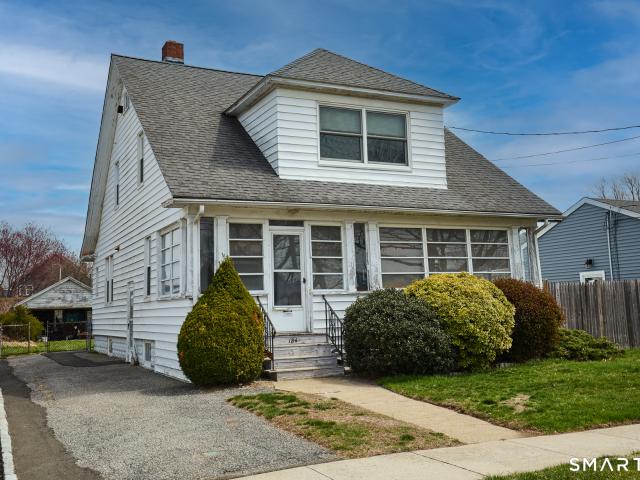 184 Pauline St, Stratford, CT 06615 | MLS #24167 | Compass
