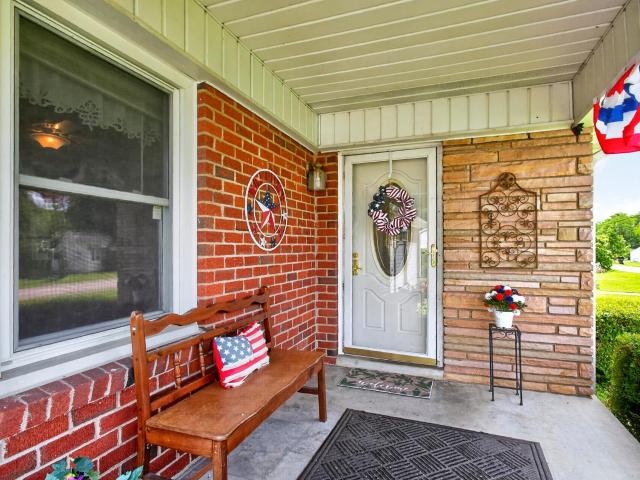 184 Park Cir