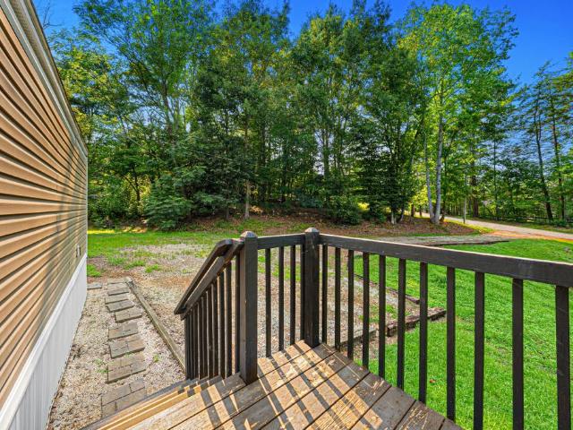 184 Wander Road