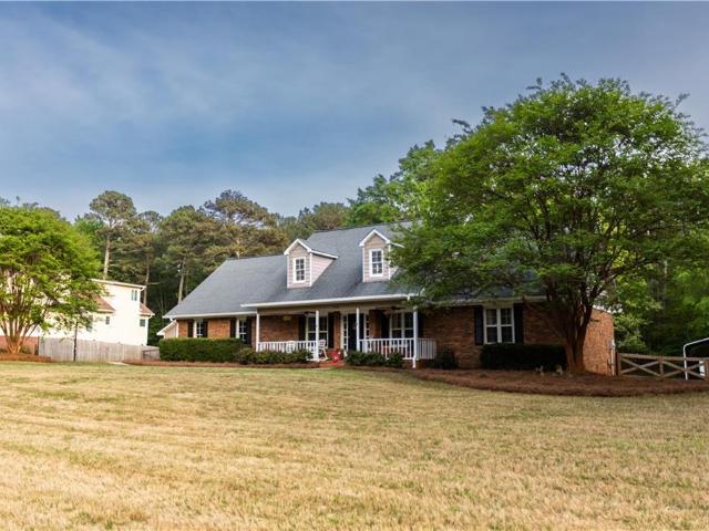 184 Wildflower Dr, Social Circle, GA 30025 | MLS #7746 | Compass