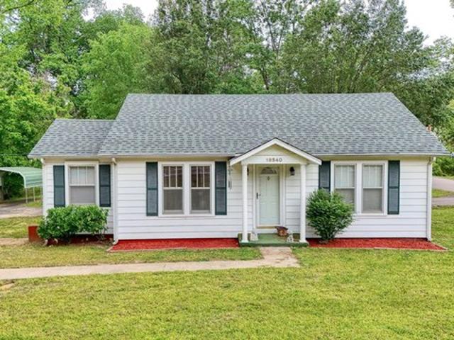 18540 Main St W, Huntingdon, TN 38344