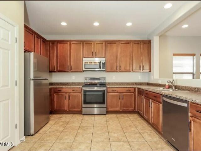 18545 w legend drive