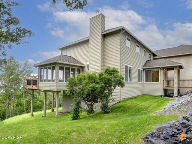 18546 Osprey Cir, Anchorage, AK 99516