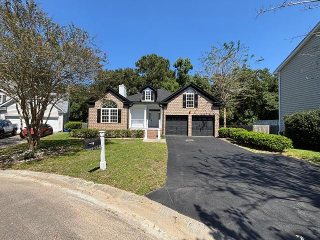 1854 Oleander Ct, Charleston, SC 29414 | MLS #26004