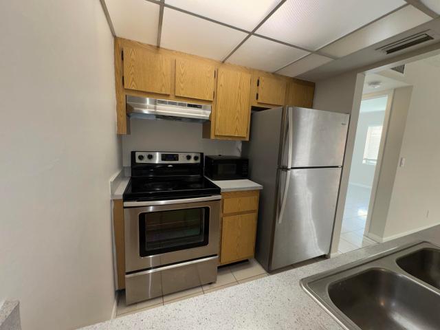 1854 Abbey Rd, Unit 102, West Palm Beach, FL 33415 | MLS #B26009 | Compass