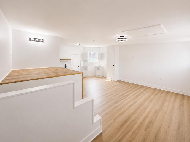1854 S Ashland Avenue # 4R