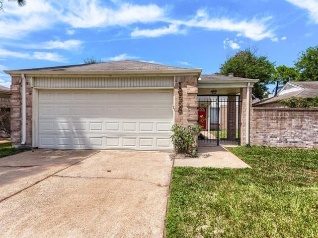 18558 Meadows Way Dr, Houston, TX 77084