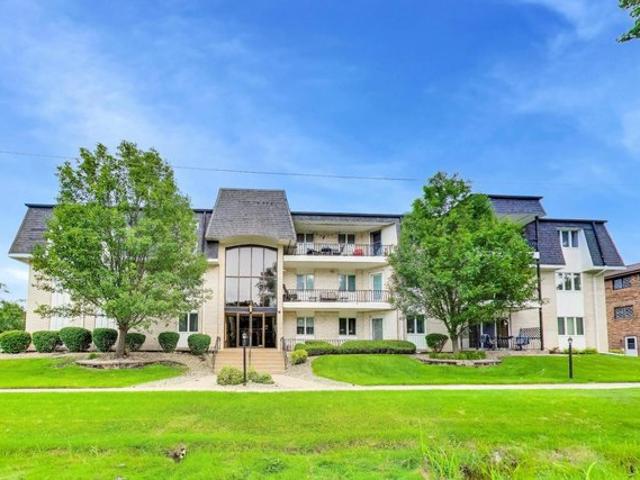 18559 Escanaba Ave Unit 101, Lansing, IL 60438