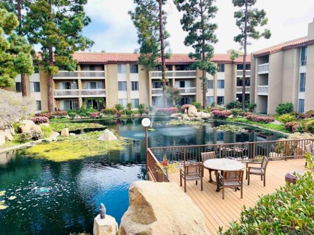 1855 Diamond St #206, San Diego, CA 92109