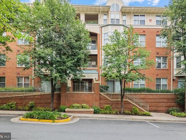1855 Stratford Park Pl Apt 204, Reston, VA 20190