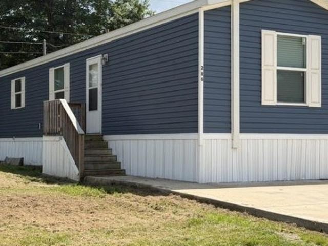 1855 S Wilson Rd, Radcliff, KY 40160