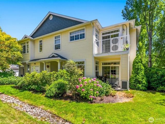 1855 SE Trossachs Blvd Unit 2001, Sammamish, WA 98075