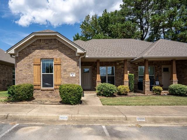 1855 Village Commons Dr Unit A, Conway, AR 72032