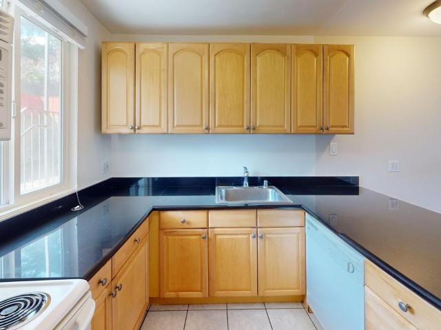 1855 10th Avenue 1 Bedroom Apartment for Rent at 1855 10th Ave, San Francisco, CA 94122 Inner Sunset