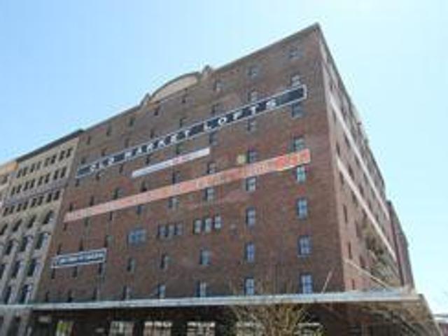 $1855 / 1br 848ft² Bring your furry friends to the Old Market! No Weight LIMIT on dogs! Old Market map