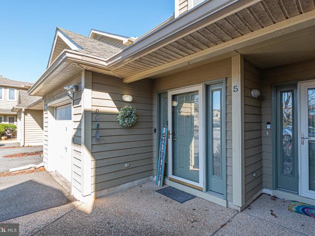 18565 Orton Cir, Unit 5, Lewes, DE 19958 | MLS #DESU2106