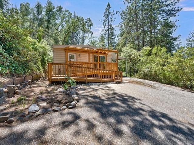 18566 Dunvegan Dr, Applegate, CA 95703