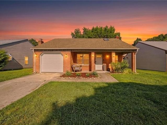 1856 Haviland Dr, Virginia Beach, VA 23454