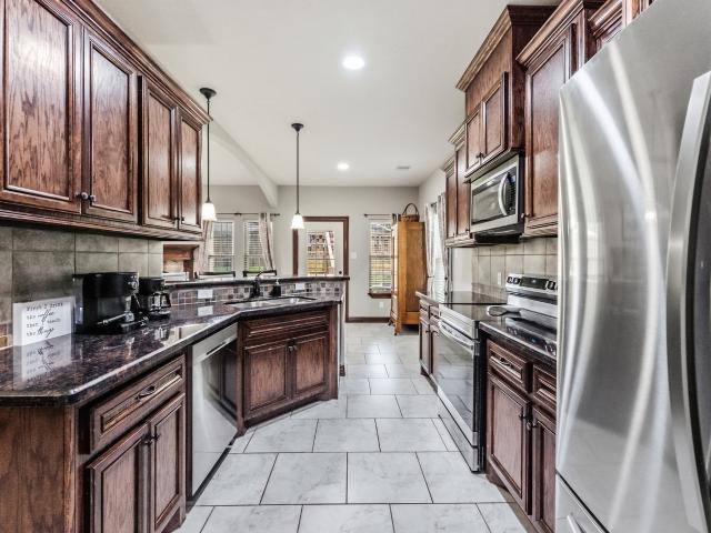 1856 Rollingwood Drive