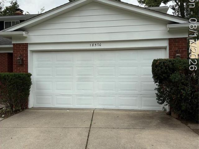 18570 bungalow drive