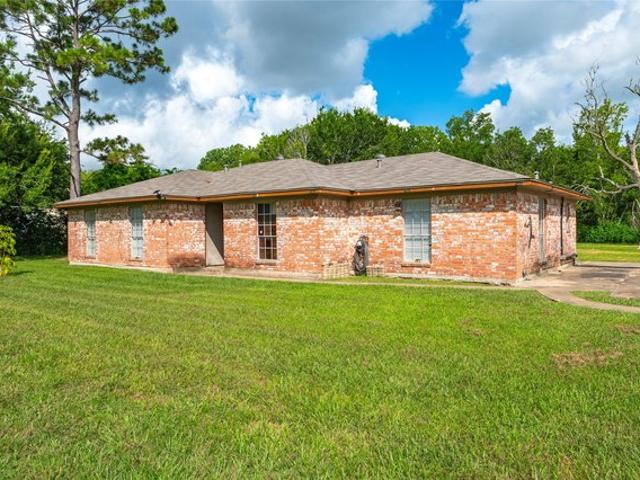 1857 County Road 99, Alvin, TX 77511