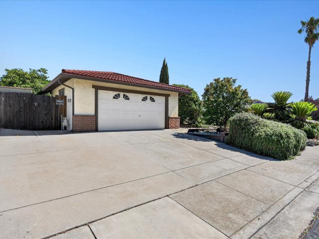 1857 Heatherwood Dr