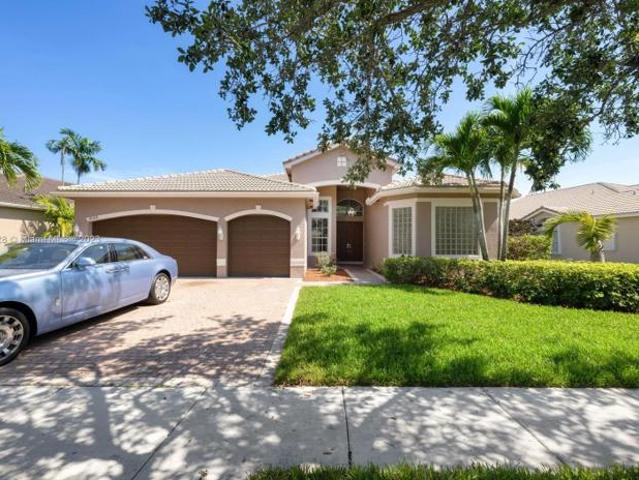 18588 50th Ct SW, Miramar, FL 33029