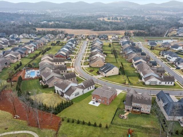 1858 Abbey Wood Dr, Nolensville, TN 37135