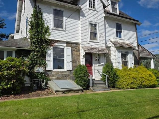 1858 Guernsey Ave 2 Bedroom Apartment for Rent at 1858 Guernsey Ave, Willow Grove, PA 19001 Abington
