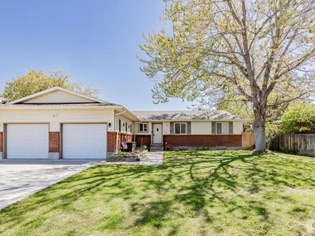 1858 Henry St, Idaho Falls, ID 83401