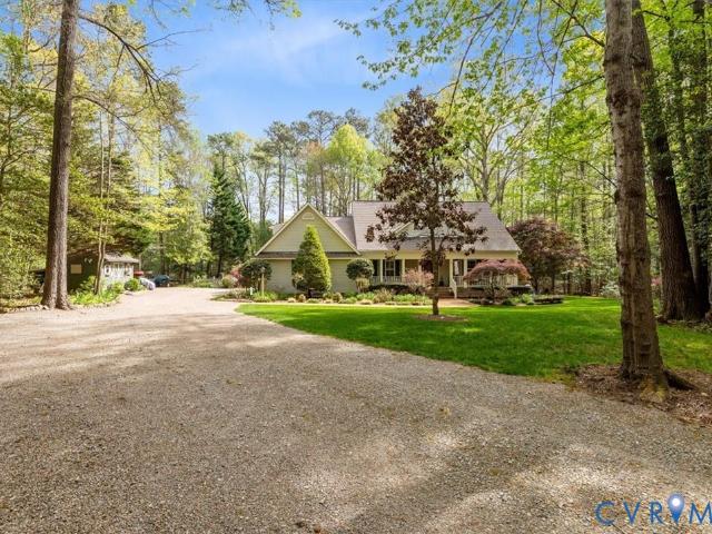 1858 Rock Point Dr, Powhatan, VA 23139 | MLS #2608 | Compass