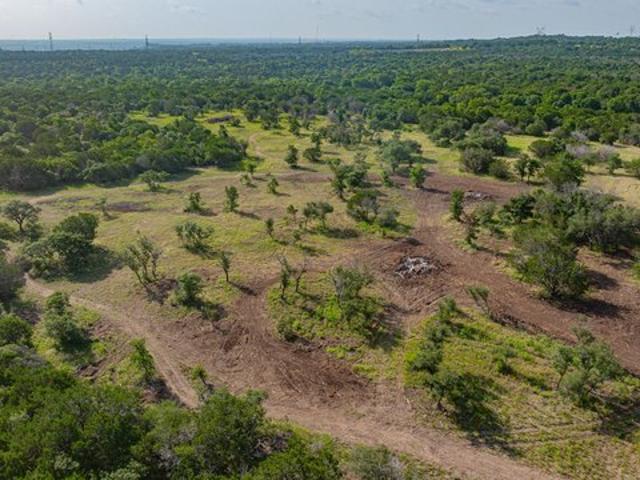 1858 Trailwood Dr, Weatherford, TX 76085