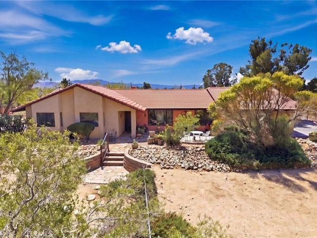 18595 Verano St, Hesperia, CA 92345