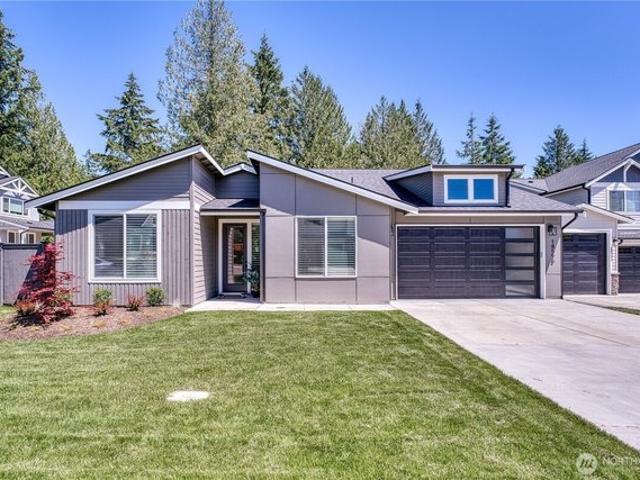 18595 Sawgrass Dr NE, Poulsbo, WA 98370