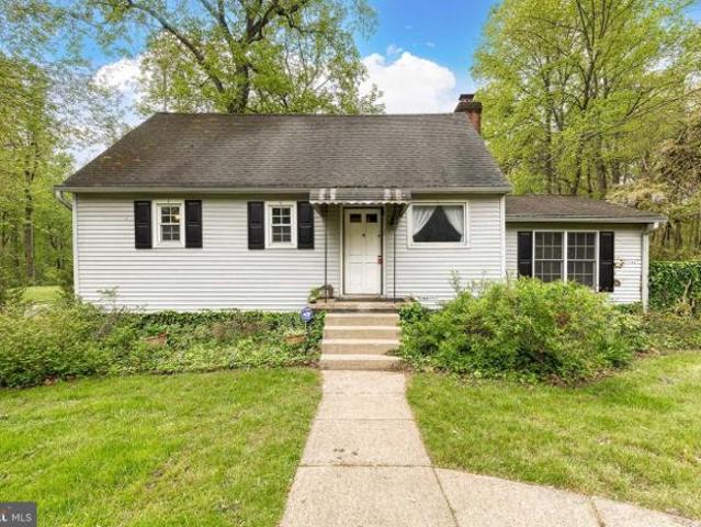 1859 Cedar Dr, Severn, MD 21144