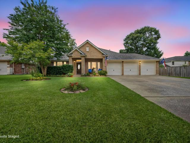 1859 Pembrook Circle