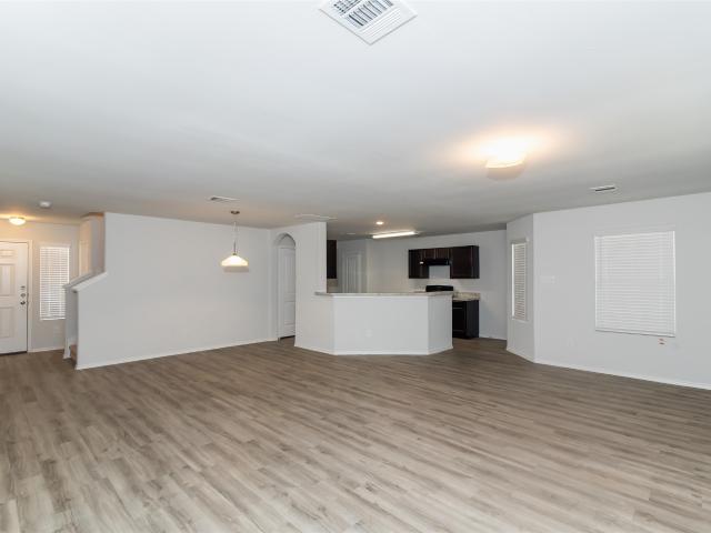 18502 Tarlo River Trail