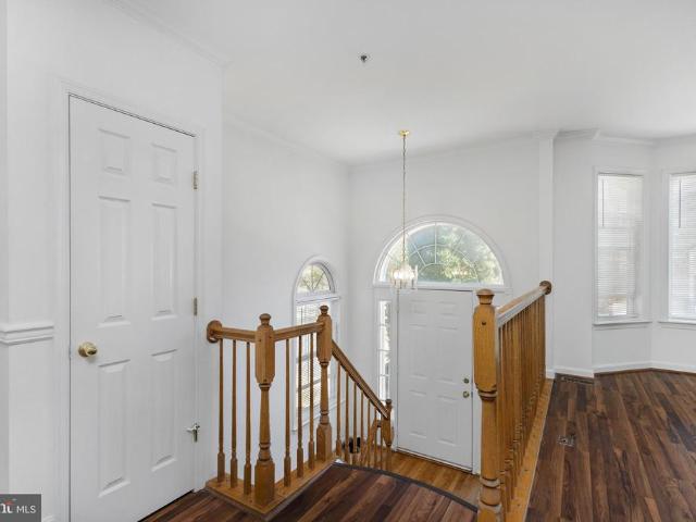18506 Carriage Walk Circle