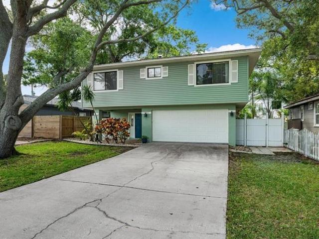 1850 Montana Ave NE, Saint Petersburg, FL 33703