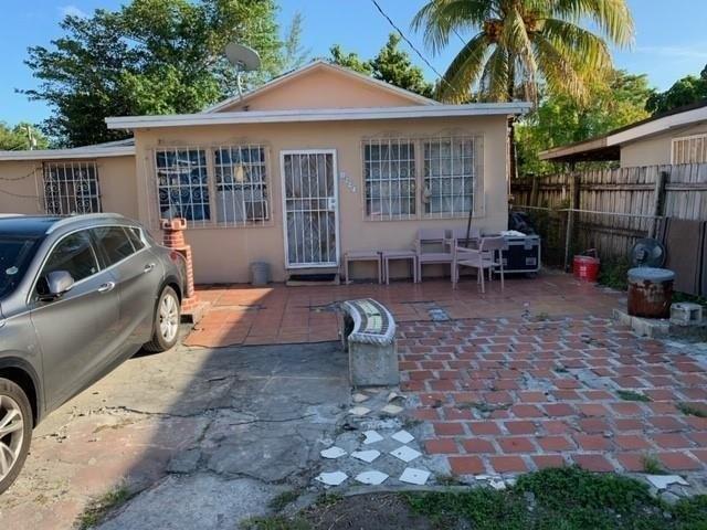 1850 NW 35th St, Miami, FL 33142