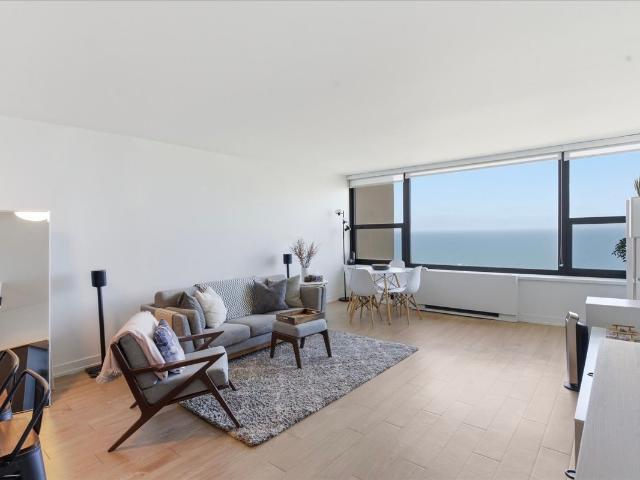 1850 N Clark St, Unit 2805, Chicago, IL 60614 | MLS #12631 | Compass