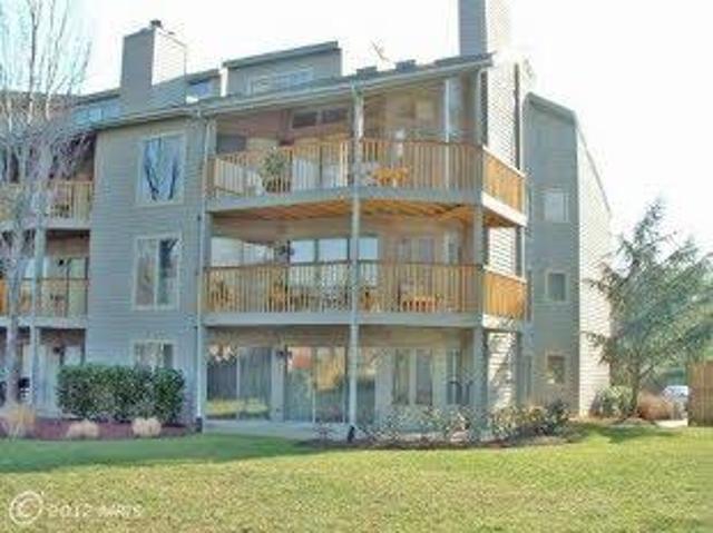 $1850 Newly Refreshed End Unit for Rent! Annapolis, MD