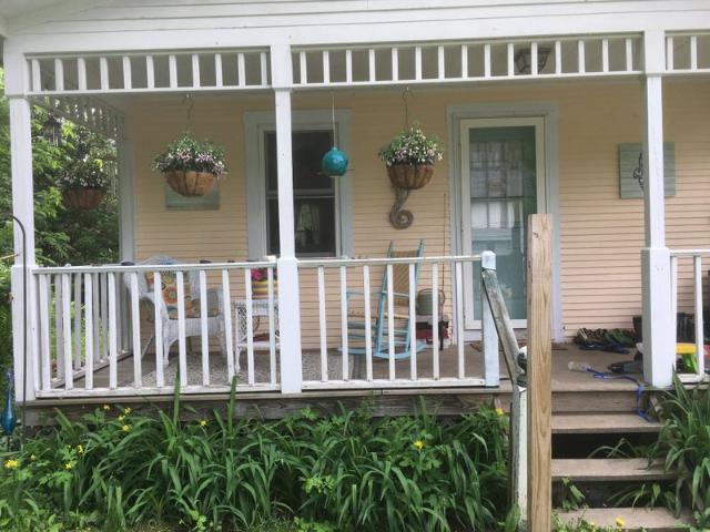 1850 Carriage House