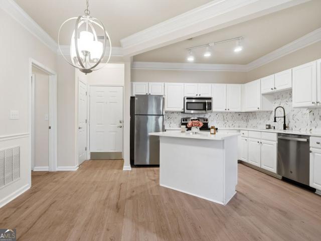 1850 Cotillion Drive 3405