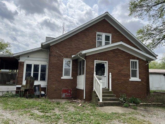 1850 E Holiday Lake Rd, Ferdinand, IN 47532