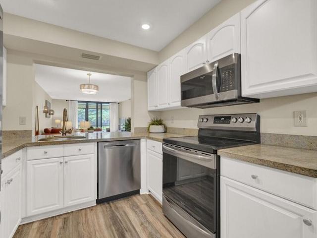 1850 Homewood Blvd Apt 108, Delray Beach, FL 33445