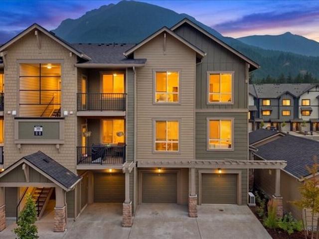 1850 SE 12th Pl Unit 304, North Bend, WA 98045