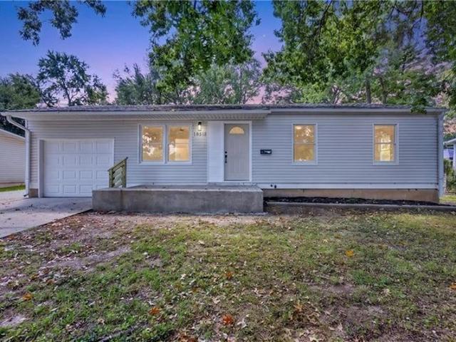 18513 E 5th Terr St N, Independence, MO 64056