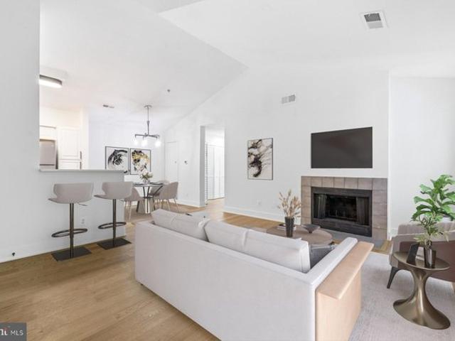 18510 Boysenberry Dr Unit 122, Gaithersburg, MD 20879