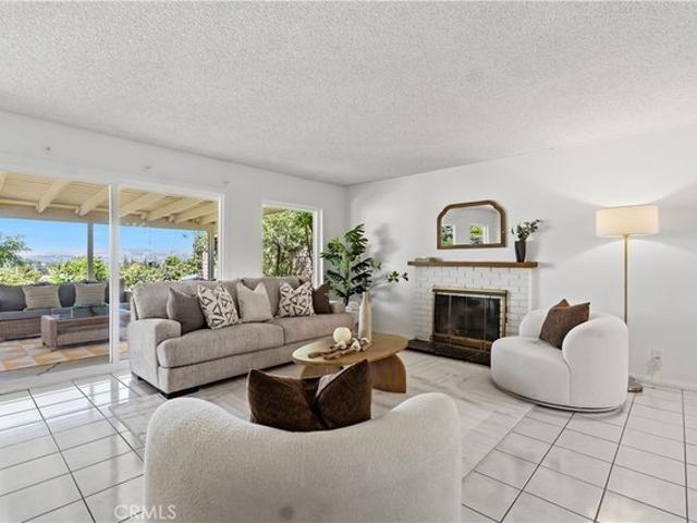 18517 Lincroft St, Rowland Heights, CA 91748